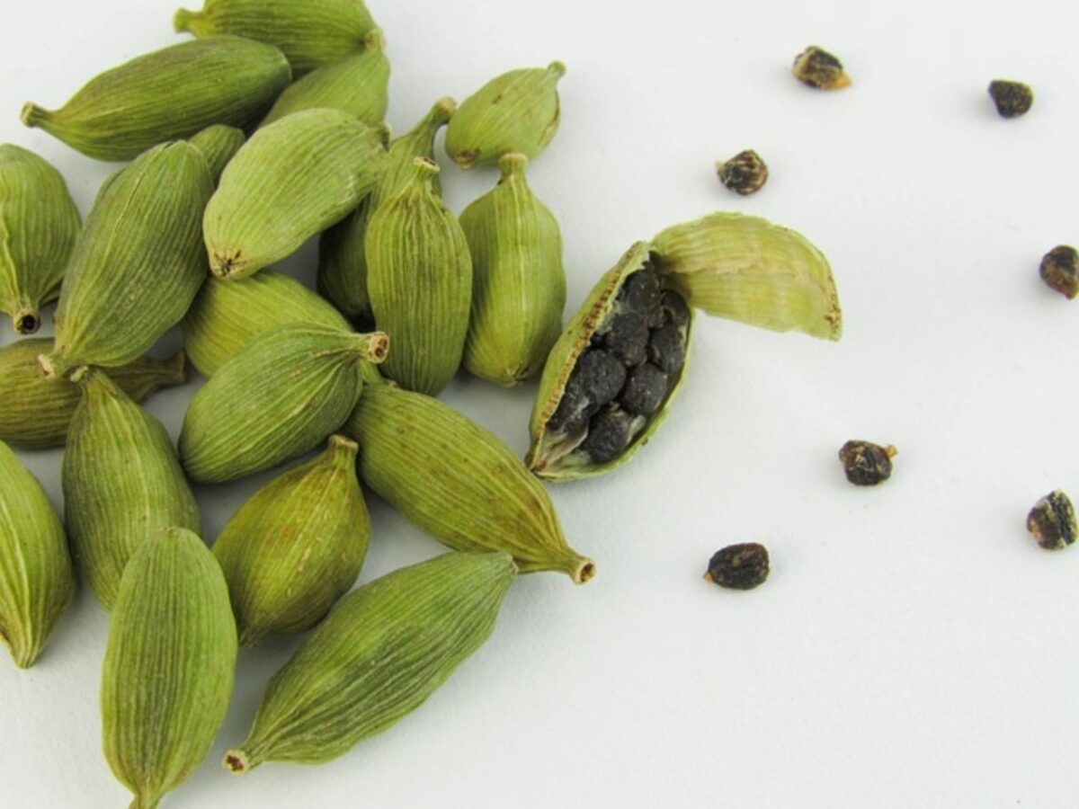 Cardamomo, caratteristiche e proprietà benefiche di questa pianta ...